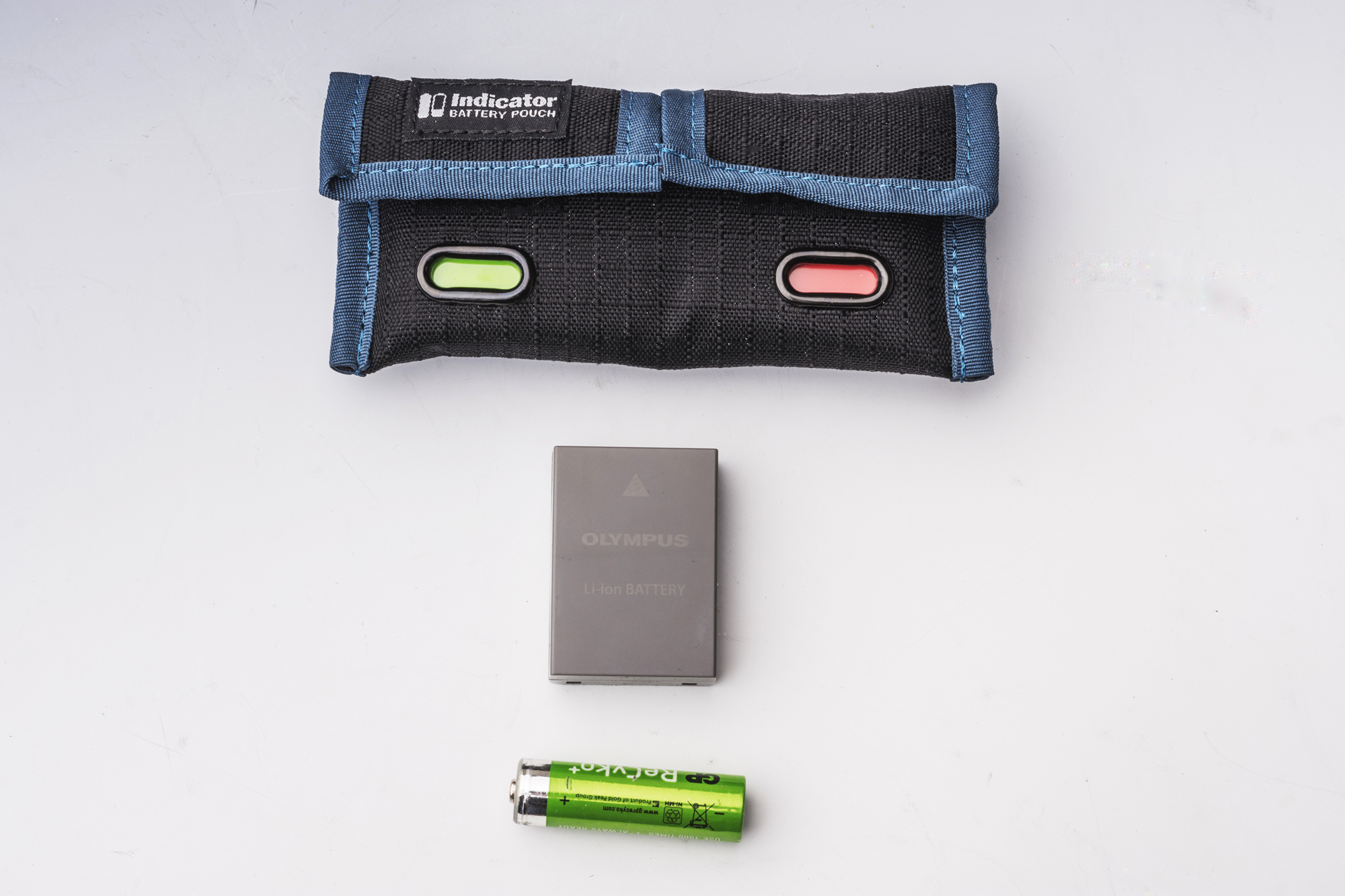 Review: Rogue Indicator Battery Pouch | DIGIFOTO Pro